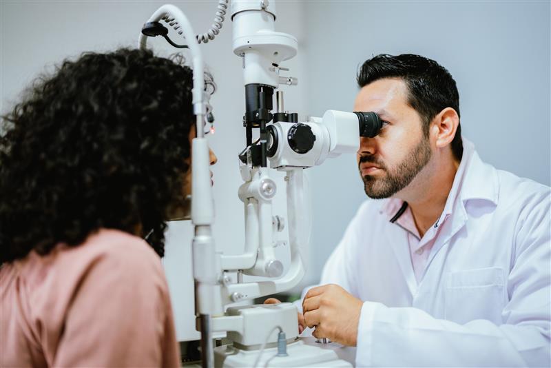 Phase 3 Isocyclosporin AKC in EU & US | Dompé Global